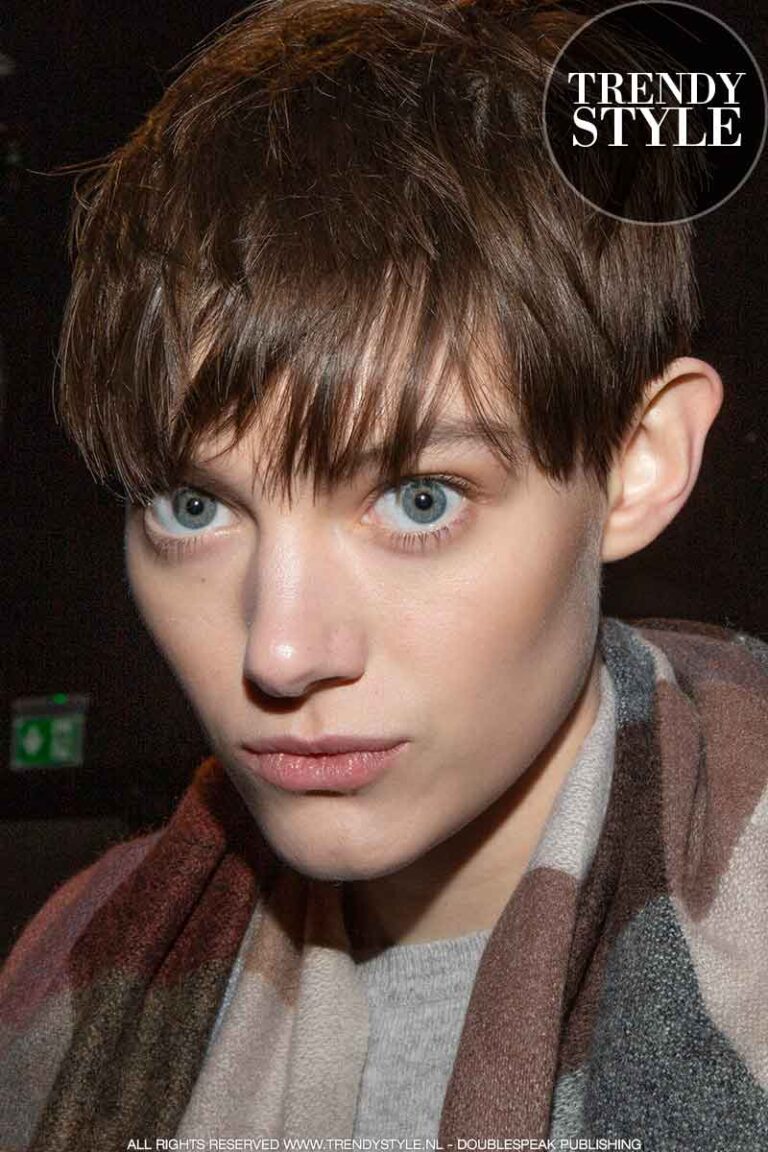 Korte kapsels winter 2021 2022. Dit zijn de trends!