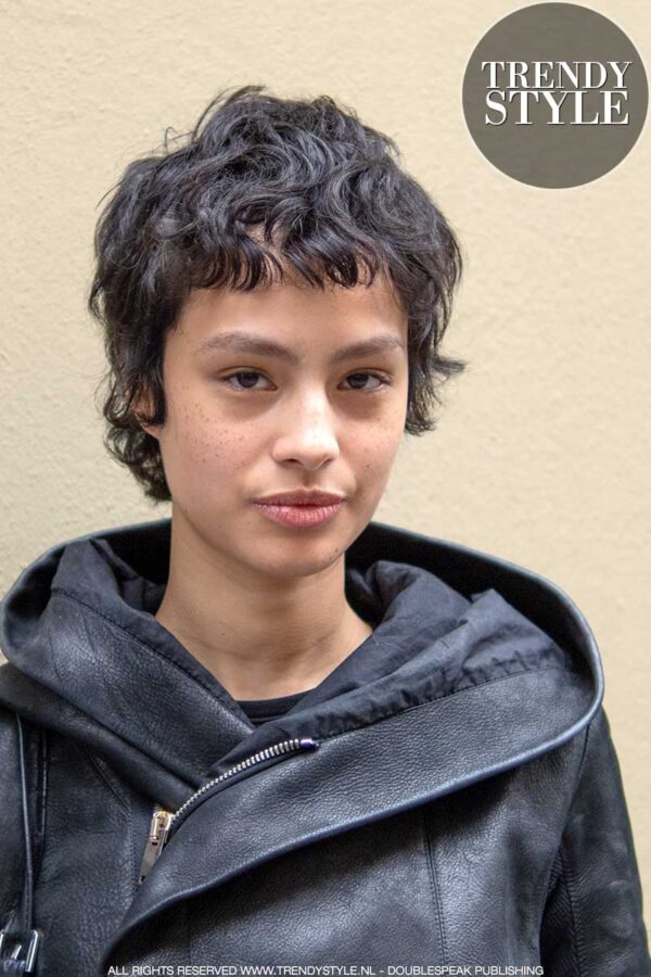 Kort kapsel (mixie cut) is één van de grootste haartrends voor 2023