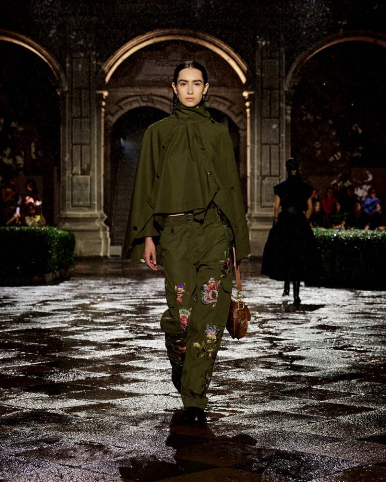 De Dior Cruise 2024 collectie: Frida Kahlo en vlinders