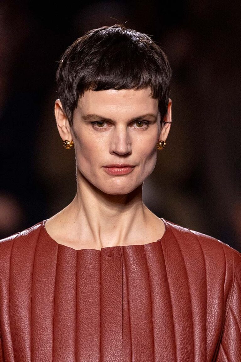 Drie korte kapsels van de catwalks voor herfst winter 2025 2026