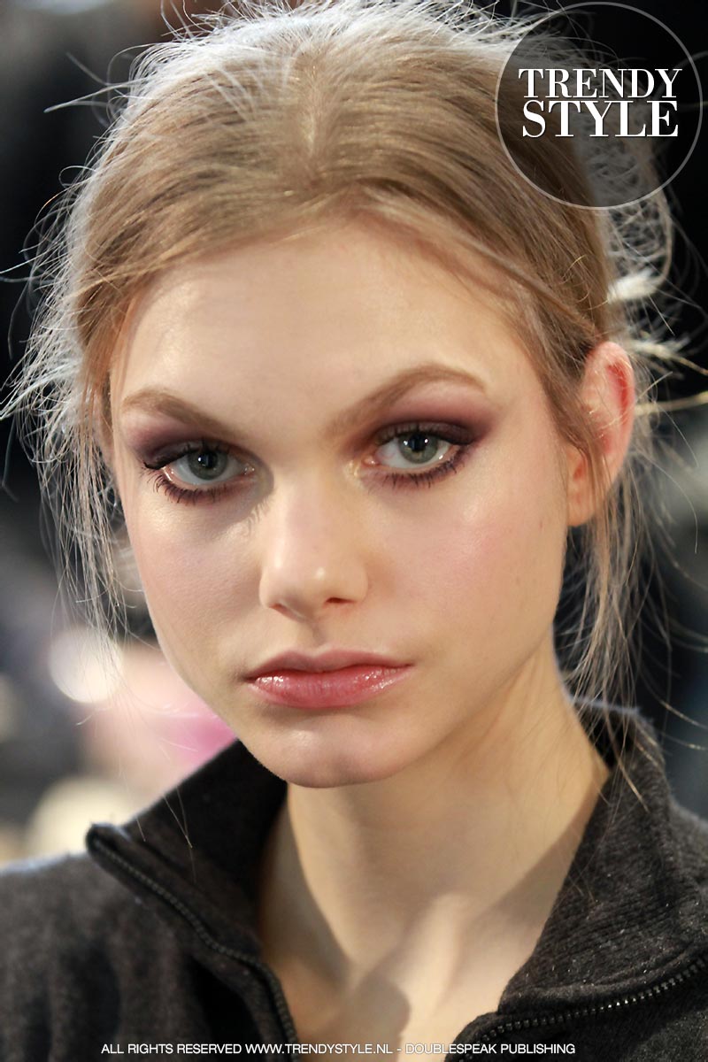 Video: backstage met fashion model Annika Krijt - TRENDYSTYLE