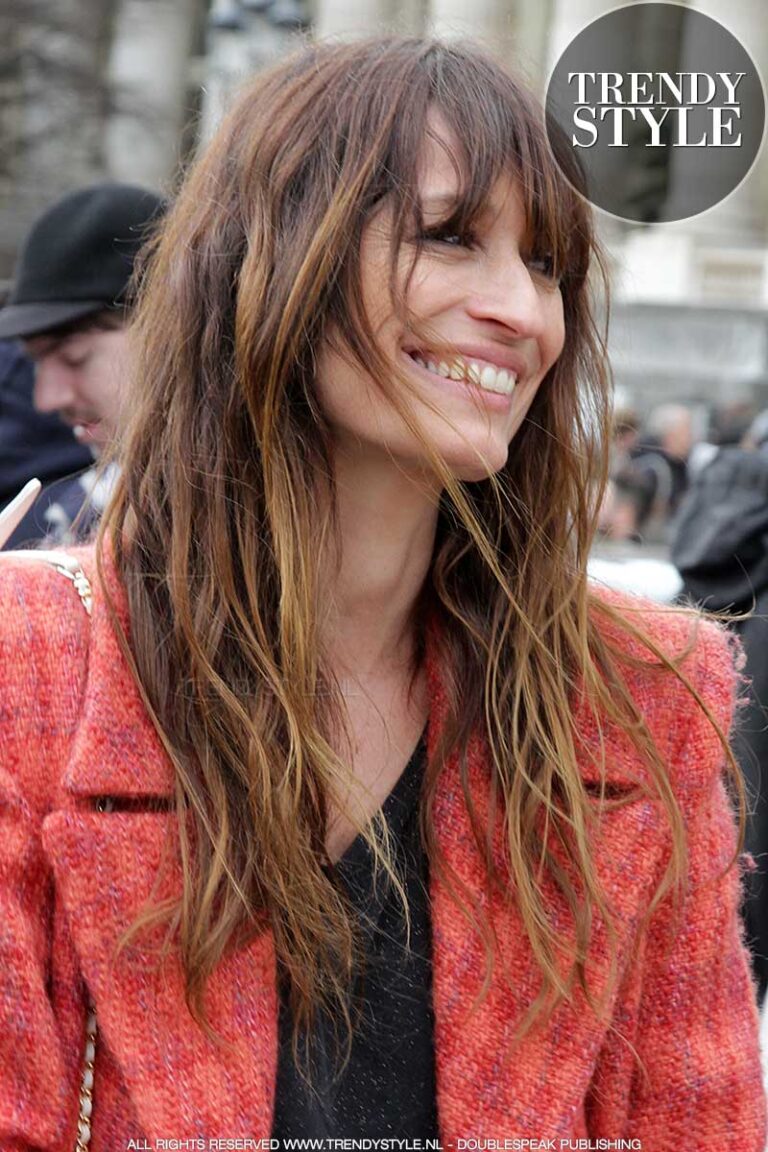 Kapsels. 5 Spannende manieren om lang haar los te dragen - TRENDYSTYLE